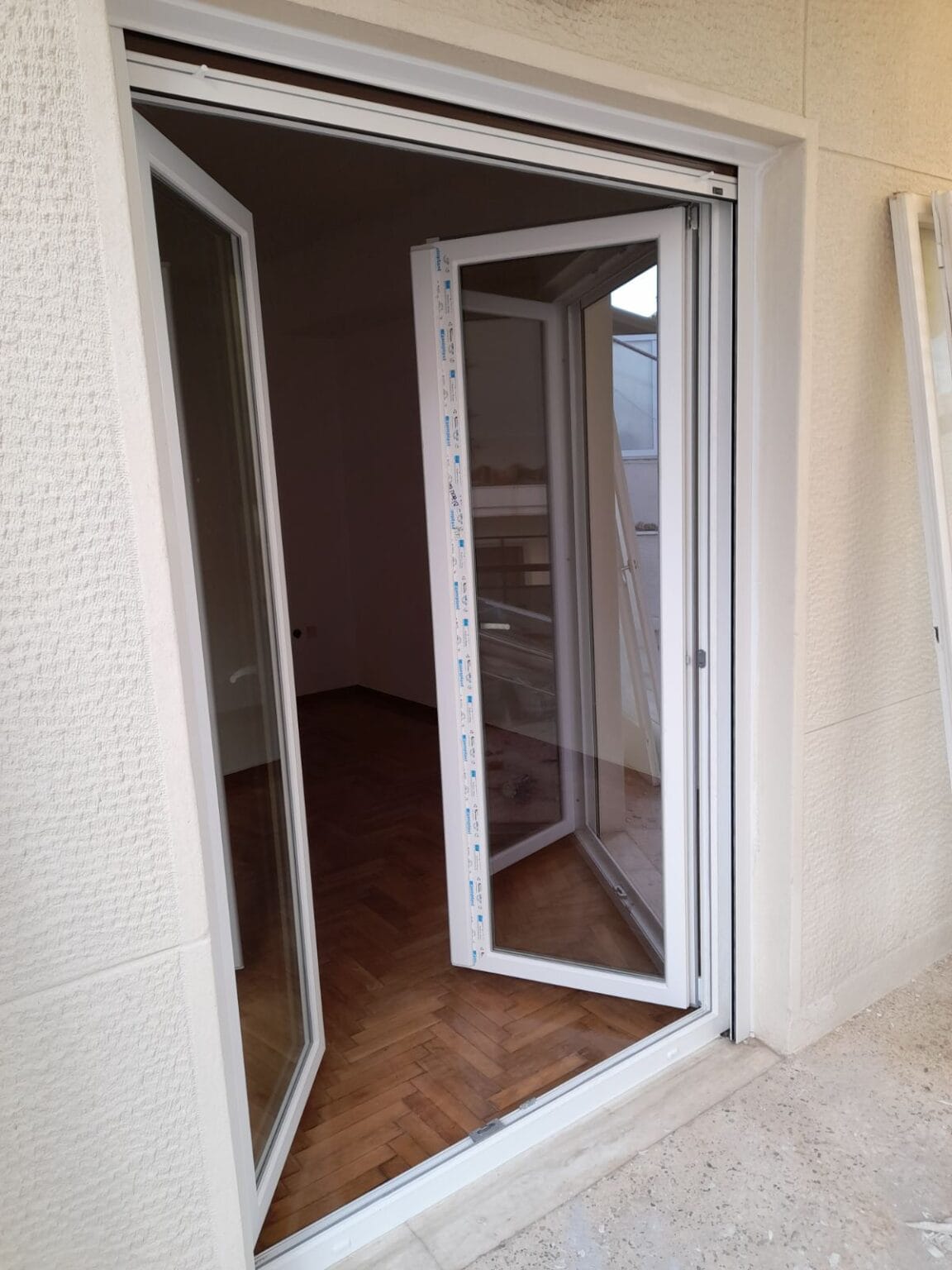 Τοποθέτηση κουφωμάτων pvc στον Πειραιά - ΤΕΧΝΟΠΑΝ